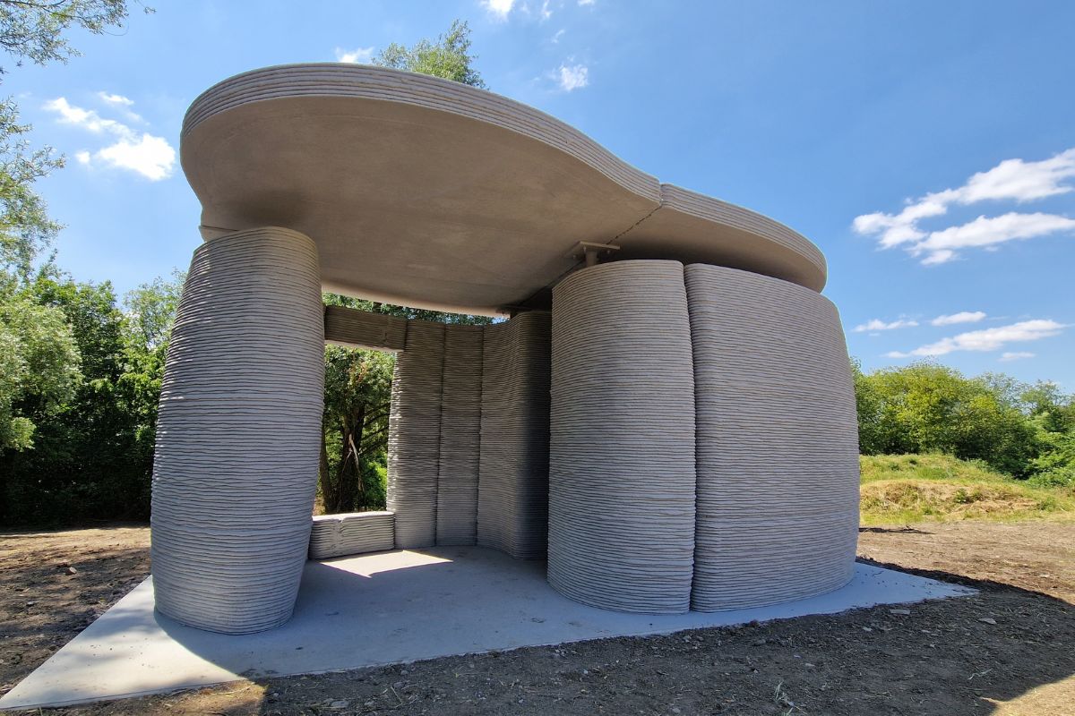 First cement-free concrete “Tiny House” of 3D-printed parts - MC-Bauchemie